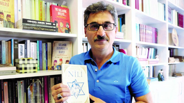 Michael Provence “Fransızlar Mustafa Kemal’e Silah Gönderdi; O Da ...